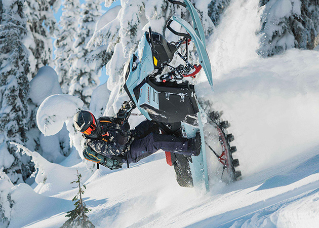 Ski-Doo Snowmobile Dealership Indian River, MI: burtlakemarina