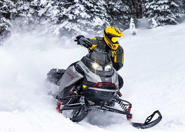 Discover the Ski-Doo lineup with Stratford